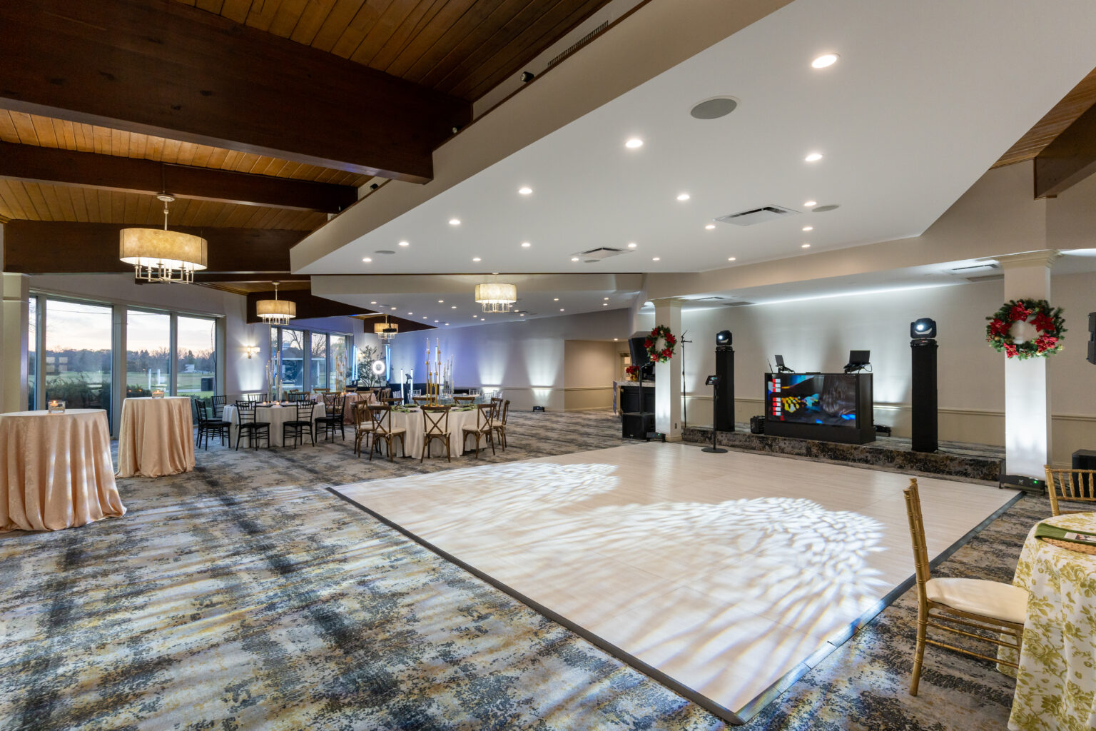 Explore Our Spaces – Baypointe Golf Club & Banquet